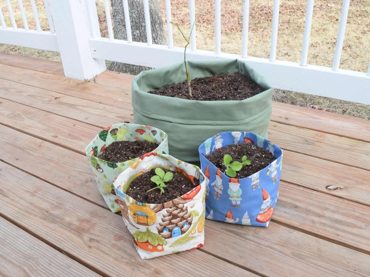 How to Sew an Easy Grow Bag - Wildish Acres